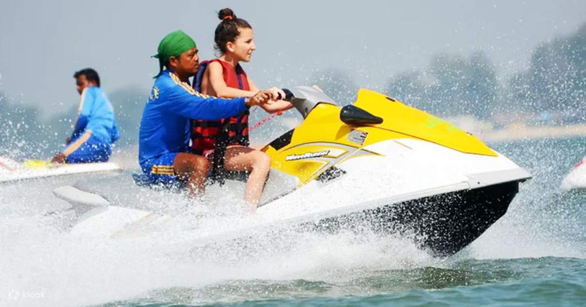 Baga Beach: Jet Ski Self Ride with Instructor Support - Klook New Zealand
